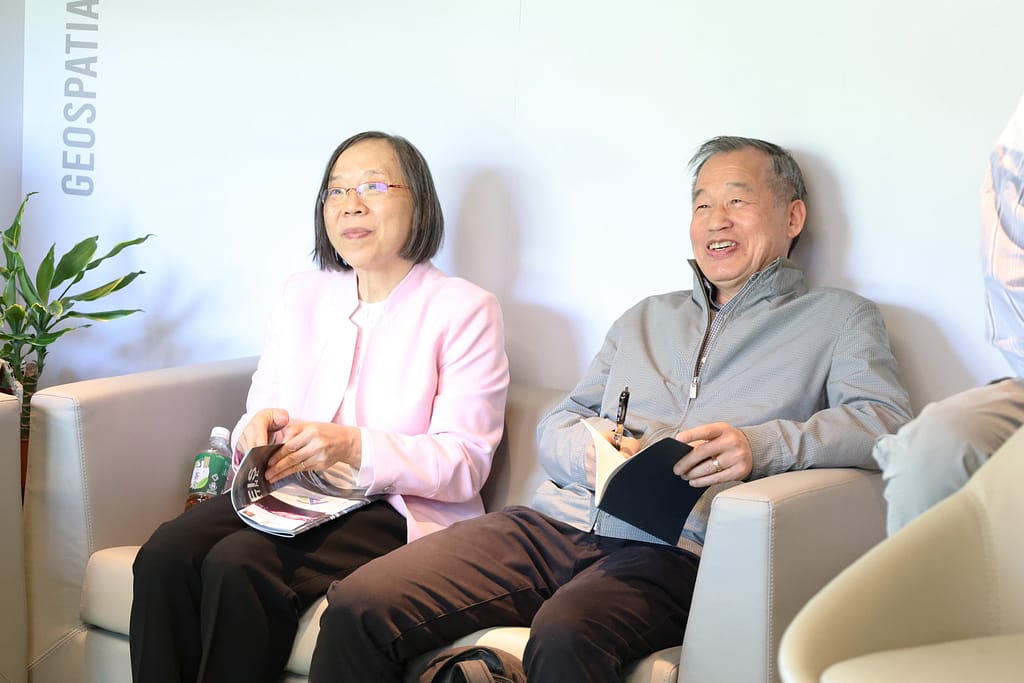 Prof. Chen Jingming and Prof. Liu Jingxian, U of Toronto, visit RCAIG ...